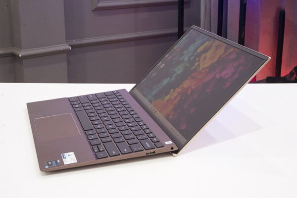 Đánh giá Dell Inspiron 5310: Sự lựa chọn hoàn hảo về cấu hình