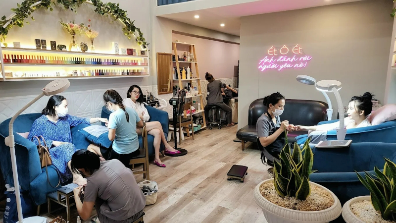 Gợi ý top 5 tiệm làm nail Quận 4 đẹp, dịch vụ tốt