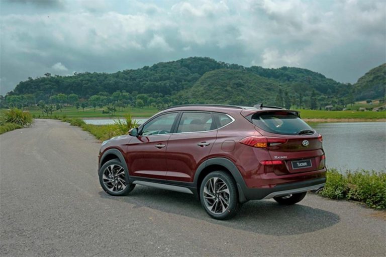 So sánh Tucson 2019 và 2020: Phiên bản nào tiện dụng hơn?