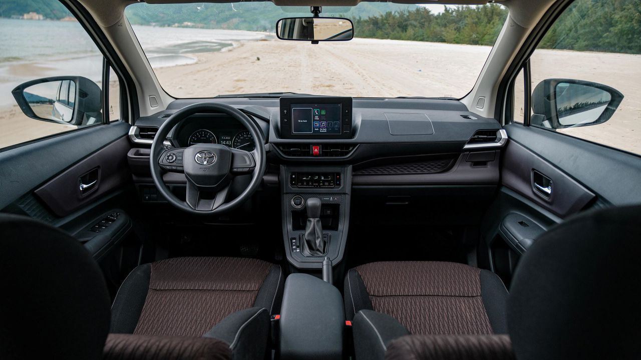 So sánh Toyota Avanza và Innova: nên mua xe nào để kinh doanh?