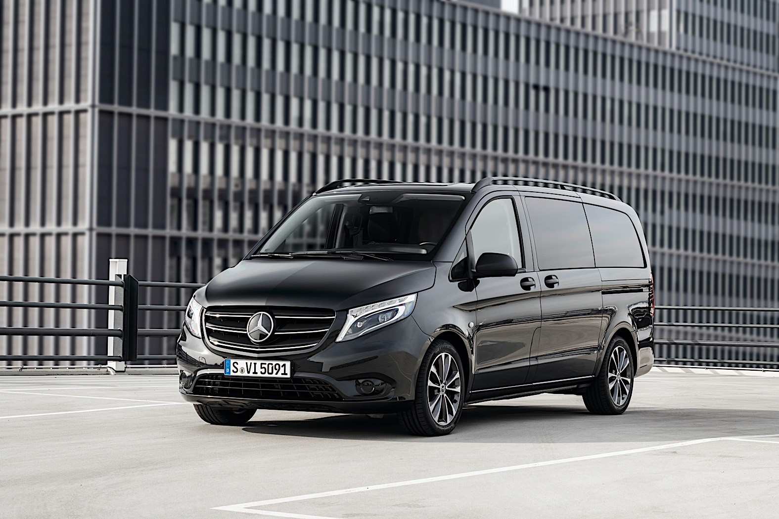 Tổng hợp các dòng xe 8 chỗ ở Việt Nam ưa chuộng năm 2023