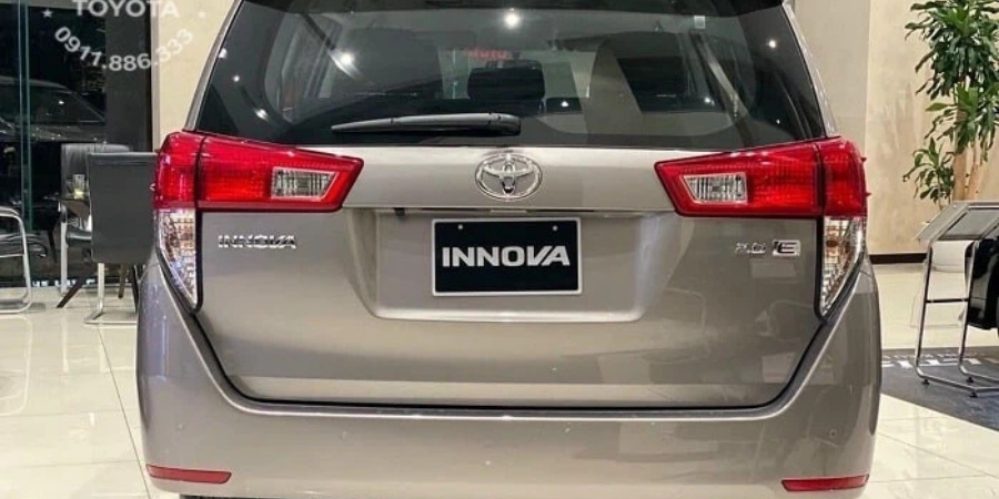 Giá xe Toyota Innova 04/2026, thông tin, ưu đãi mới