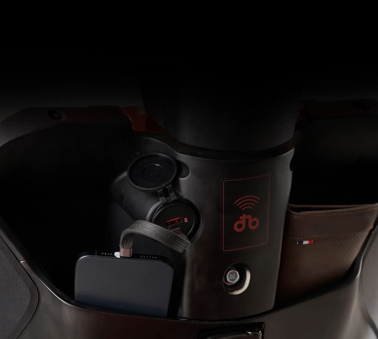 Xe máy điện Dat Bike Quantum - Giá và ưu đãi 12/2025